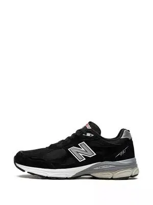 NEW BALANCE 990v3 Low-top Sneakers - Black