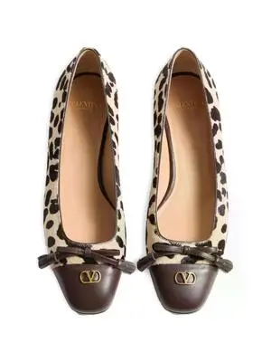 Valentino Garavani Valet Du Roi Ballerina Flats In Pony-effect Calfskin