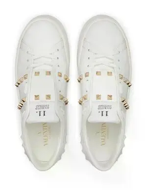Valentino Garavani Rockstud Untitled Calfskin Flatform Sneakers