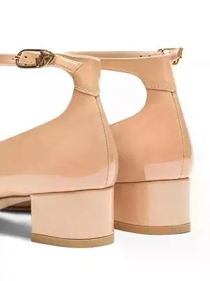 STUART WEITZMAN 35mm Jane Pumps