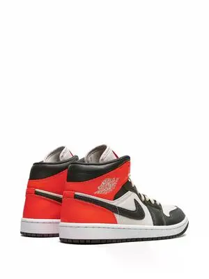 JORDAN Air 1 Mid Se Newsprint Sneakers - Black