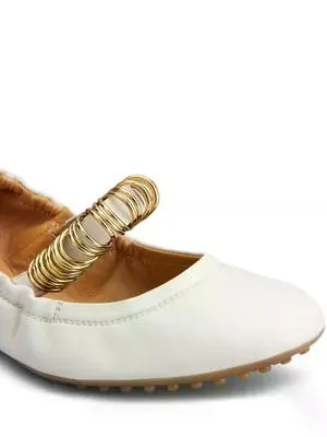 TOD'S Ballerina Shoes With Ring Embellishment - Neutrals