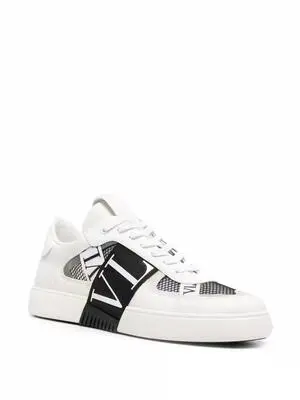 Valentino Garavani Vl7n Panelled Sneakers