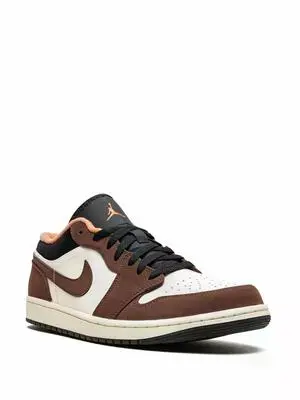 JORDAN Air 1 Low Sneakers - Brown