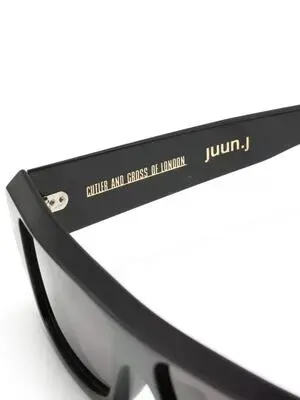 JUUN.J Embossed Logo Sunglasses