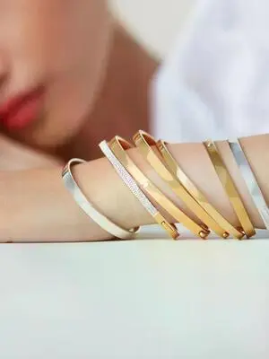Monica Vinader Essential Diamond Pavé Bangle - Silver