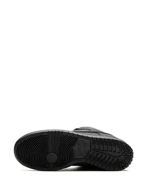 Nike Low Top Sneakers - Black