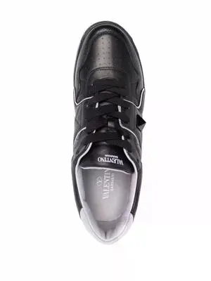 Valentino Garavani One Stud Low-top Sneakers