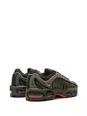 Nike Air Max Tailwind Iv Se Sneakers - Green