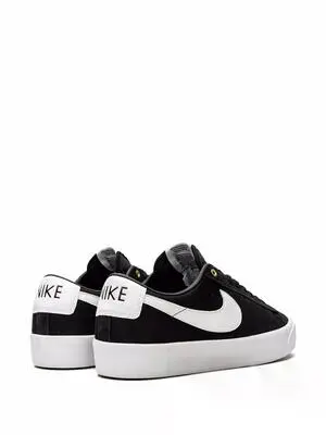 Nike Zoom Blazer Low Pro Gt Sb Sneakers - Black