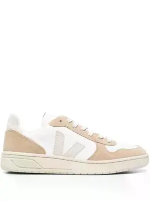 Veja Low Top Sneakers For Men