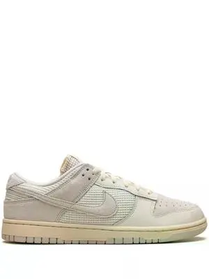 Nike Dunk Lace-up Sneakers