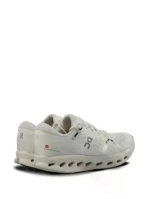 On Cloudsurfer 2 Sneakers