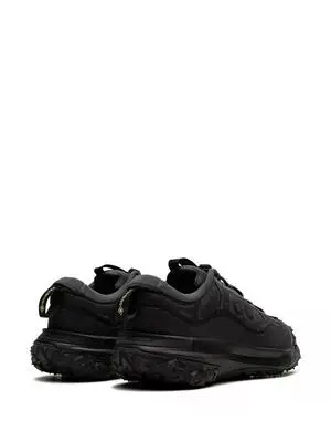 Nike Mountain Fly 2 Sneakers - Black