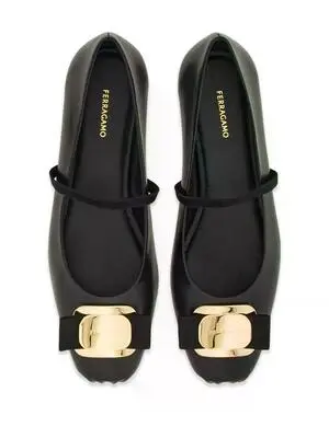 FERRAGAMO Vara Ballet Flat - Black