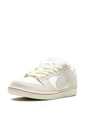 Nike Sb Dunk Low Valentine's Day Low Love Found Sneakers - Neutrals