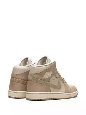 JORDAN 1 Mid Se 'legend Light Brown