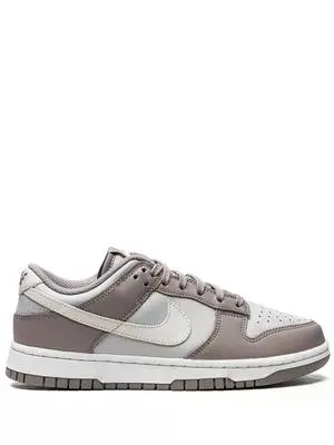 Nike Dunk Low Sneakers - Brown