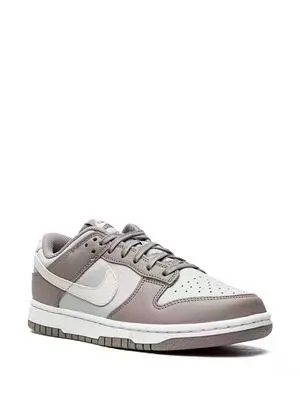 Nike Dunk Low Sneakers - Brown