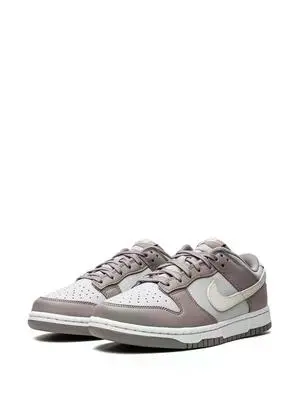 Nike Dunk Low Sneakers - Brown