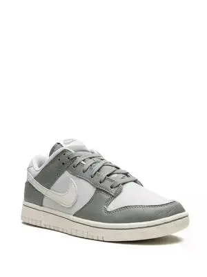 Nike Dunk Low Retro Prm Sneakers - White