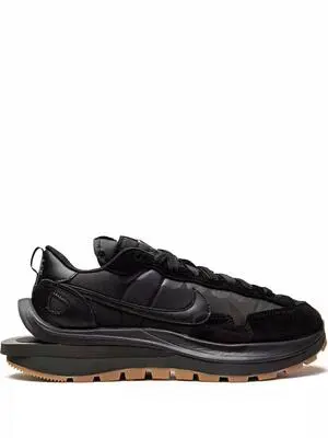 Nike X Sacai Vaporwaffle "off Noir" Sneakers - Black