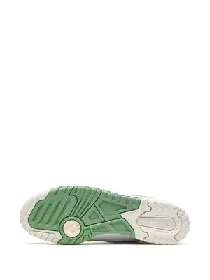 NEW BALANCE 550 Sneakers - White