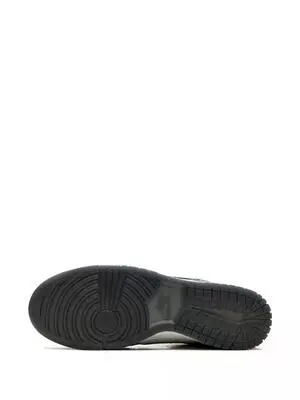 Nike Dunk Low Philadelphia Sneakers - Grey