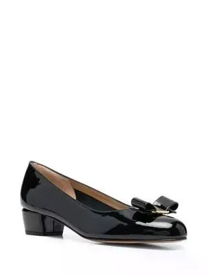FERRAGAMO Vara Bow Pumps - Black