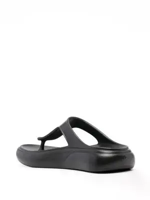 STUART WEITZMAN Thong Style Flip Flops - Black