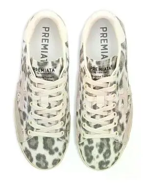 Premiata Steven Sneakers