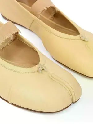 MAISON MARGIELA Tabi Ballerina Shoes - Yellow