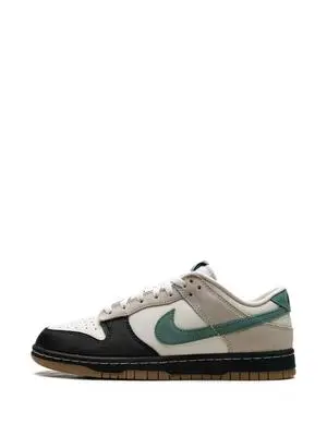 Nike Dunk Low Sneakers - Neutrals