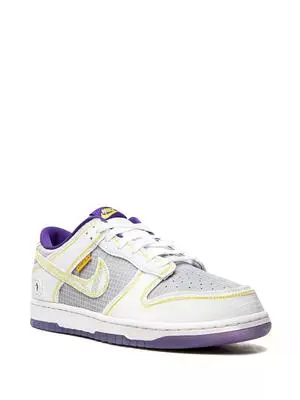Nike X Union Dunk Low Passport Pack Sneakers - Grey