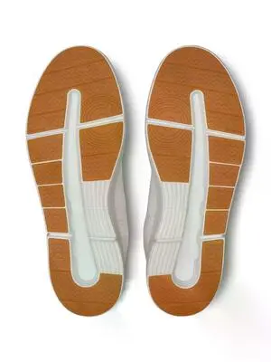 On The Roger Centre Court Sneakers
