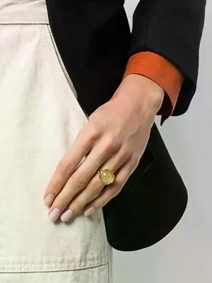 GOOSSENS Paris Square Cabochon Ring
