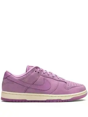 Nike Dunk Low Rush Fuchsia Sneakers - Pink