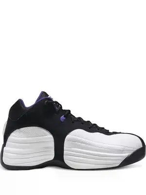 JORDAN Jumpman Team Sneakers