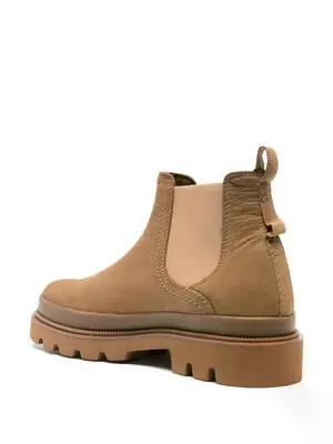 Clarks Badell Top Round-toe Ankle Boots