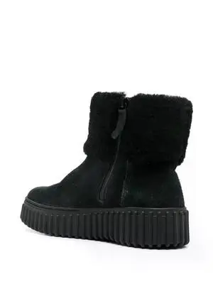 Clarks Torhill Boots - Black