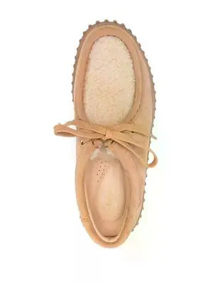 Clarks Torhill Bee Derby Shoes - Neutrals