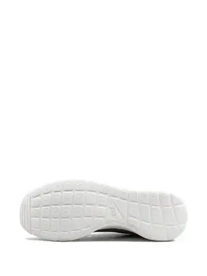Nike Roshe Run Sneakers