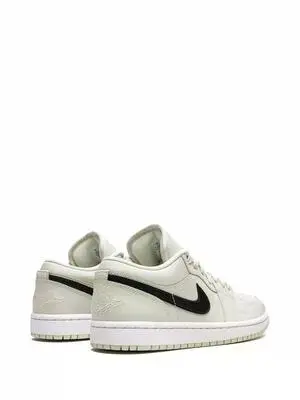 JORDAN Air 1 Low Sneakers