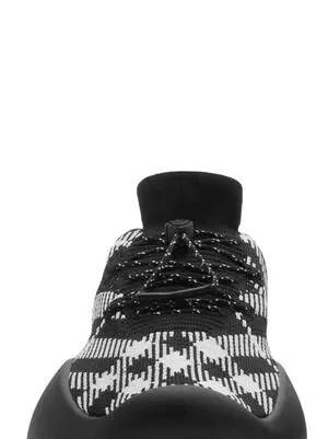 Burberry Neptune Sneakers