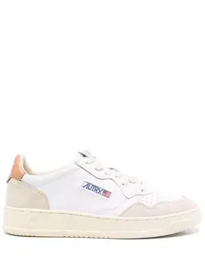 AUTRY Medalist Leather Sneakers - White