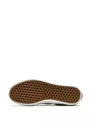 VANS X Supreme Slip-on Pro Hole Punch Denim Sneakers