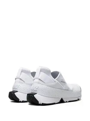 Nike Go Flyease Sneakers
