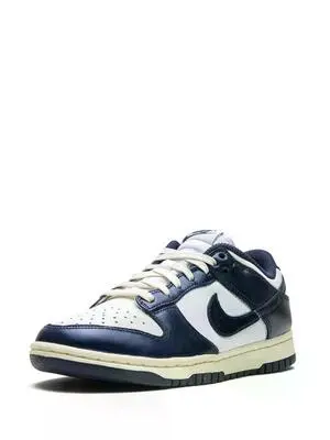Nike Dunk Low Vintage Sneakers - Blue