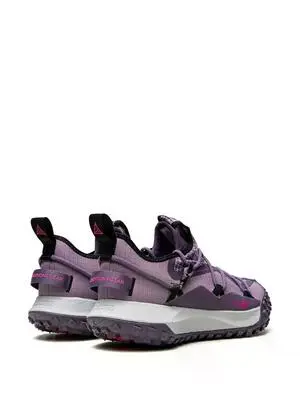 Nike Mountain Fly Low Se Sneakers