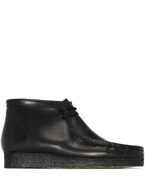 Clarks Wallabee Leather Desert Boots - Black